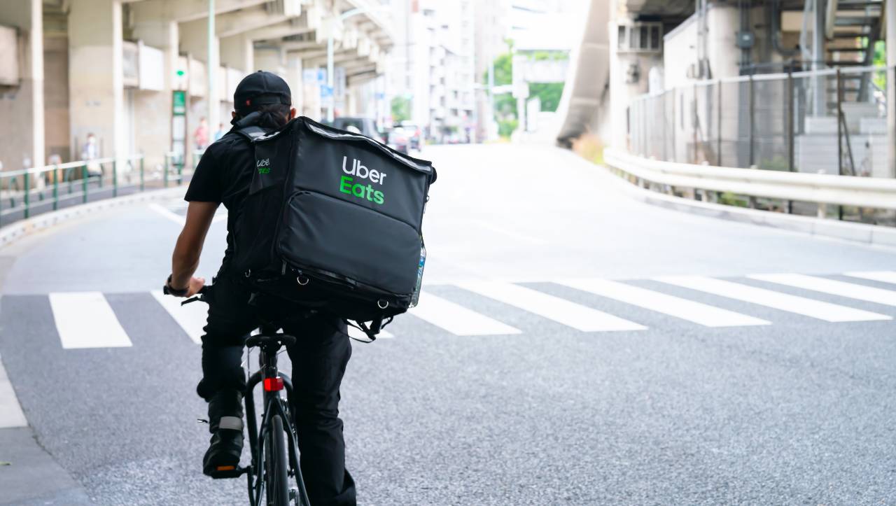 How to side hustle with Uber Eats | Roost